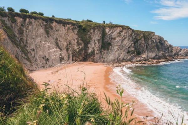 Ruta por la Costa Quebrada, la más bonita de Cantabria - Imanes de viaje